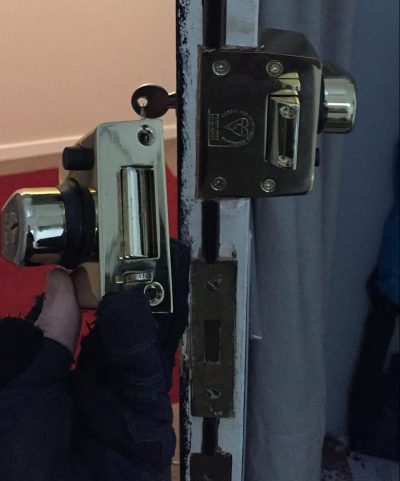 Insurance Approved Locks - CALL 07383010010. We can install